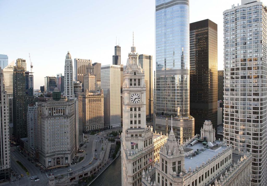 Exploring Chicago’s Iconic Landmarks: From The Bean to Navy Pier – Best ...